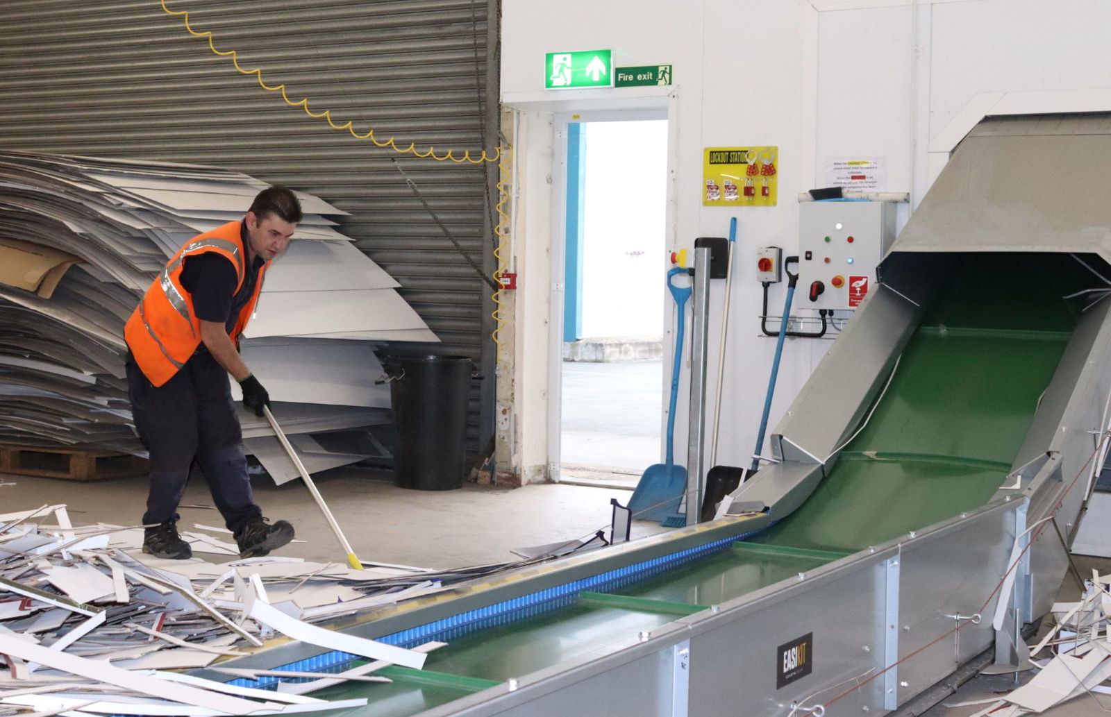 How to Create an Unforgettable Unboxing Experience | Fencor Packaging